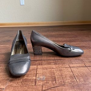 Lanvin | Shoes | Lanvin Block Heel Textured Olive Green 85m L Heel ...